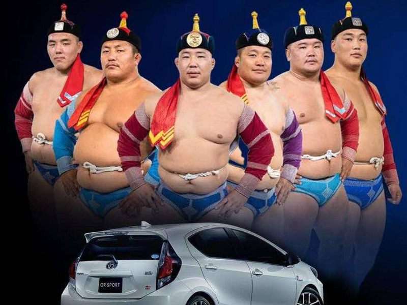 Түрүү бөх болон супер азтан автомашин гардана